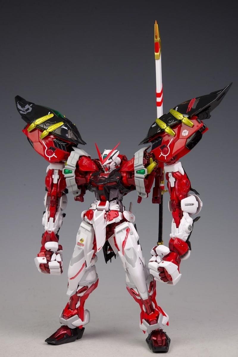 DABAN 8814 MG 1/100 Powered Gundam Astray Red Frame & 150 Gerbera ...
