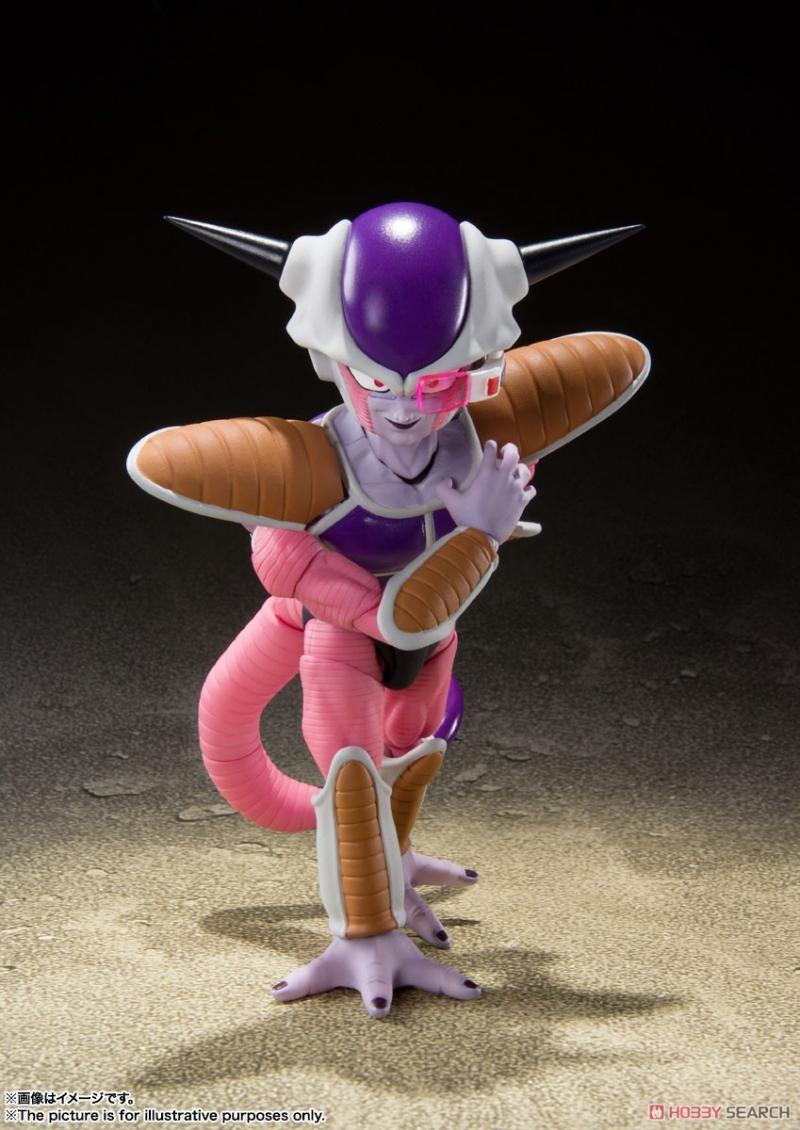 S.H.Figuarts Frieza First Form & Frieza's Pod (PVC Figure) | Bandai ...